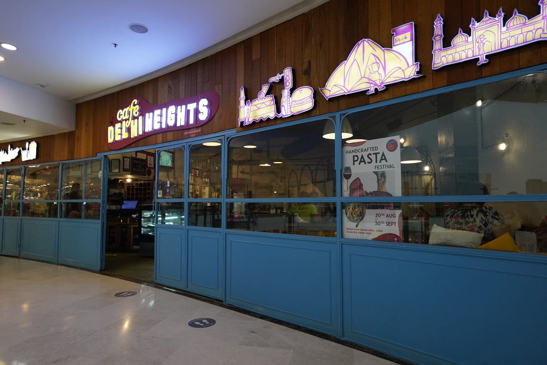 CAFE DELHI HEIGHTS | DLF Mall of India